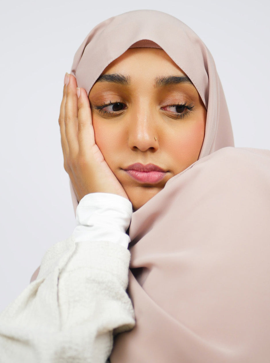 Medina Silk Hijabs – Les Sultanas